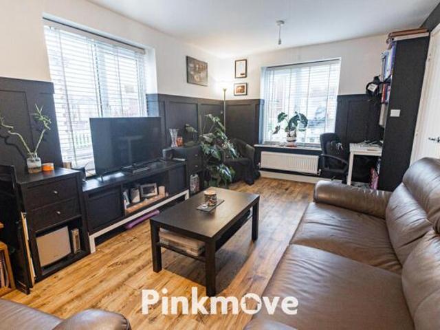 3 Bedroom House Wye Kent LS98386967