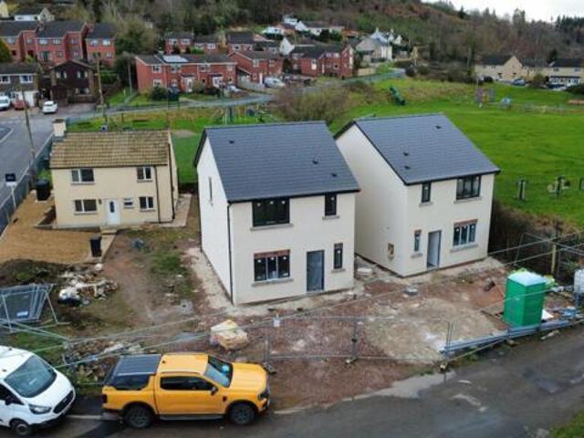 3 Bedroom House Wye Kent LS100787147