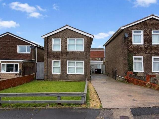 3 Bedroom House Wye Kent LS100987938