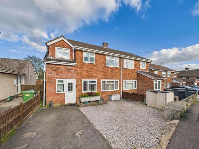 3 Bedroom House Wye Kent LS100057929