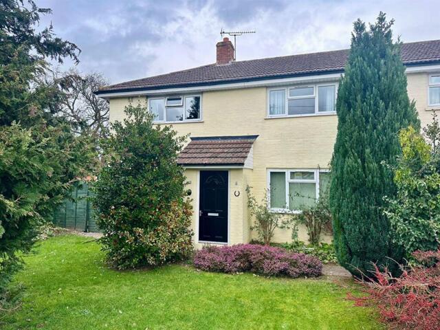 3 Bedroom House Wye Kent LS100132555