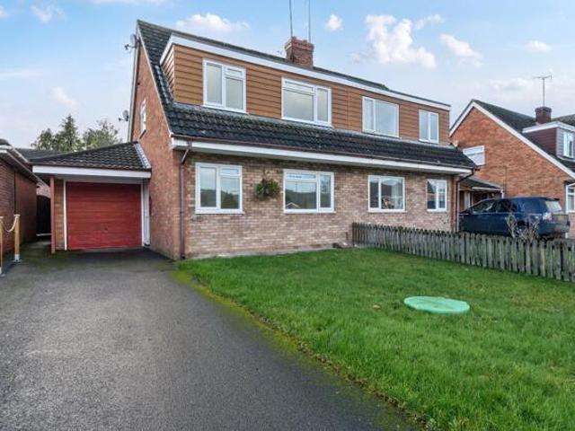 3 Bedroom House Wye Powys 100579133