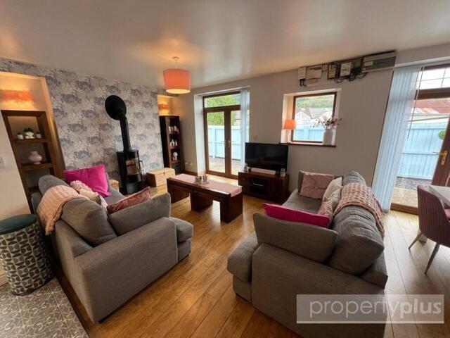 3 Bedroom House Wye Rhondda Cynon Taff LS100398628