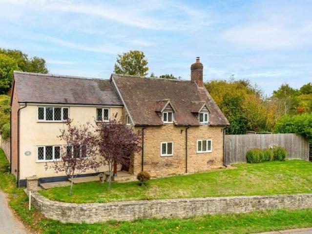 3 Bedroom House Wye Shropshire 98649397