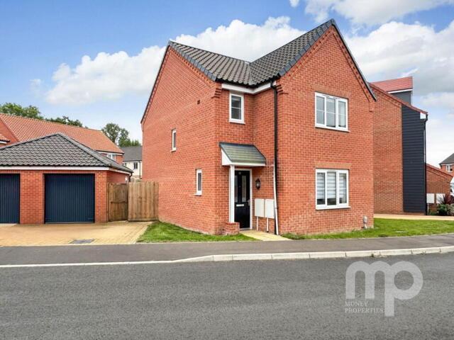 3 Bedroom House Wymondham Norfolk 98930155