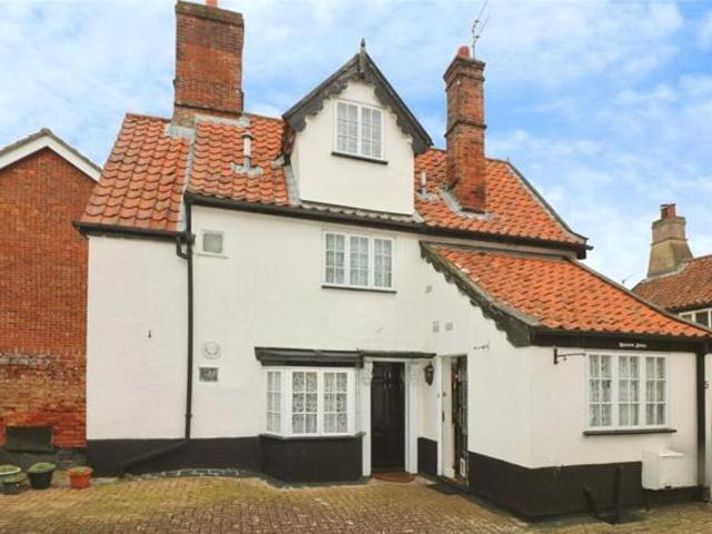 3 Bedroom House Wymondham Norfolk LS101931792