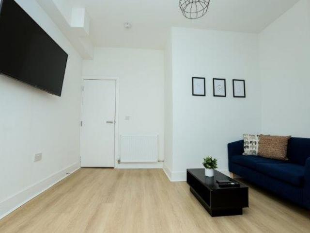 3 bedroom House To Let
