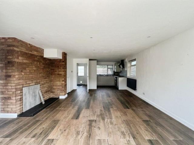 3 bedroom House To Let
