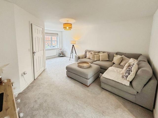 3 bedroom House To Let