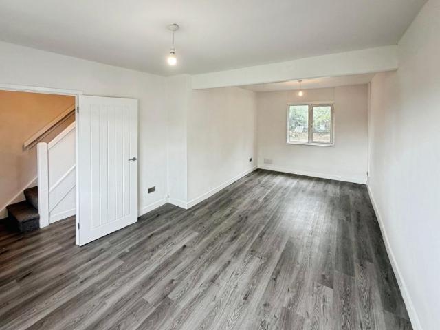 3 bedroom House To Let
