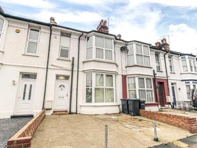 3 bedroom house to rent