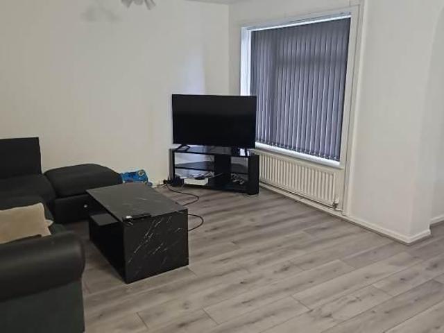 3 bedroom house to rent
