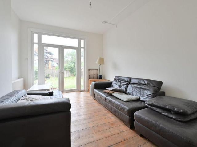 3 bedroom house to rent