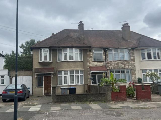 3 bedroom house to rent