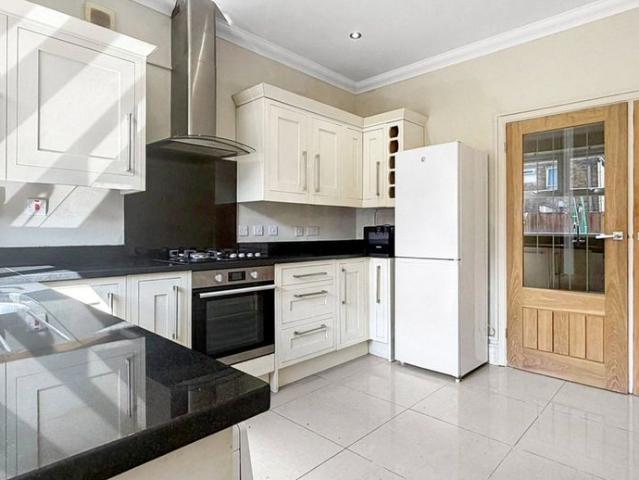 3 bedroom house to rent
