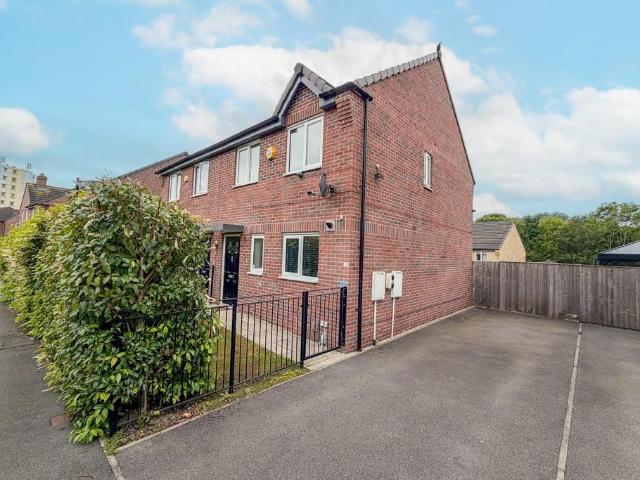 3 bedroom house to rent
