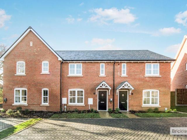 3 bedroom terraced house to rent