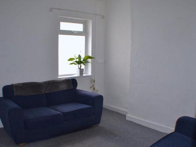3 bedroom house to rent