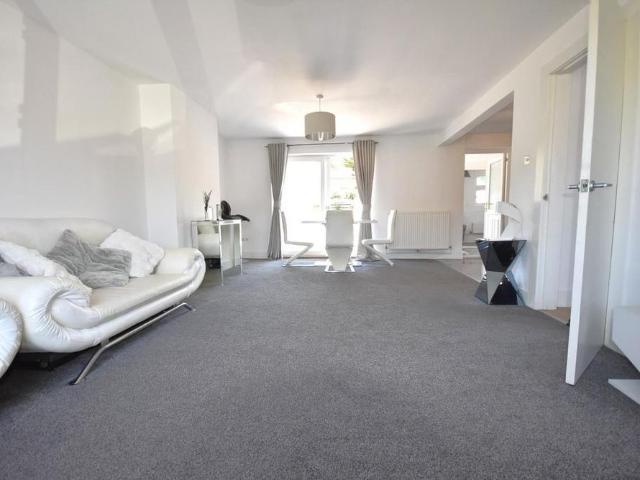 3 bedroom house to rent
