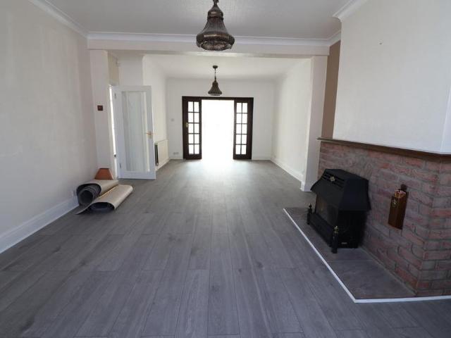 3 bedroom house to rent