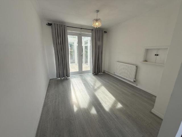3 bedroom house to rent