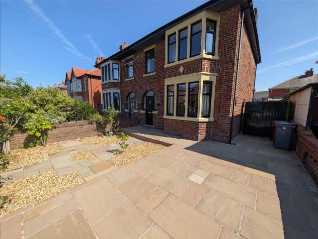 3 bedroom house to rent
