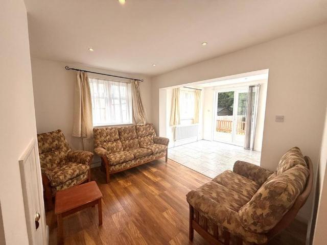 3 bedroom house to rent