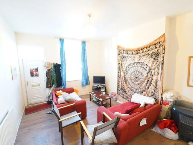 3 bedroom house to rent