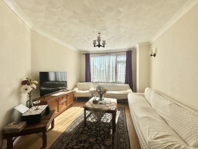 3 bedroom House To Rent