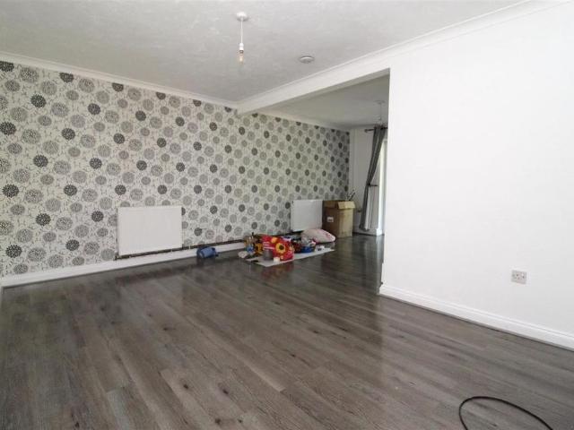 3 bedroom house to rent