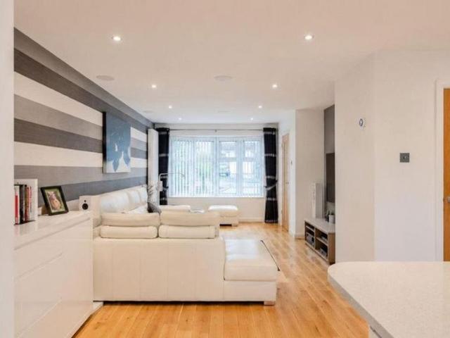 3 bedroom house to rent