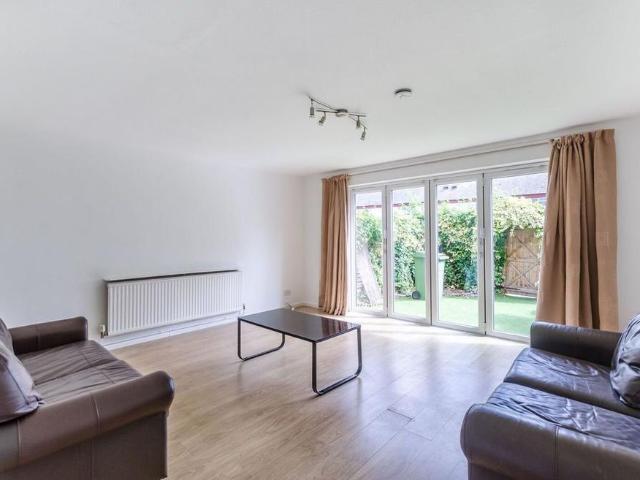 3 bedroom house to rent