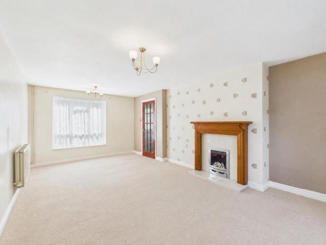 3 bedroom House To Rent