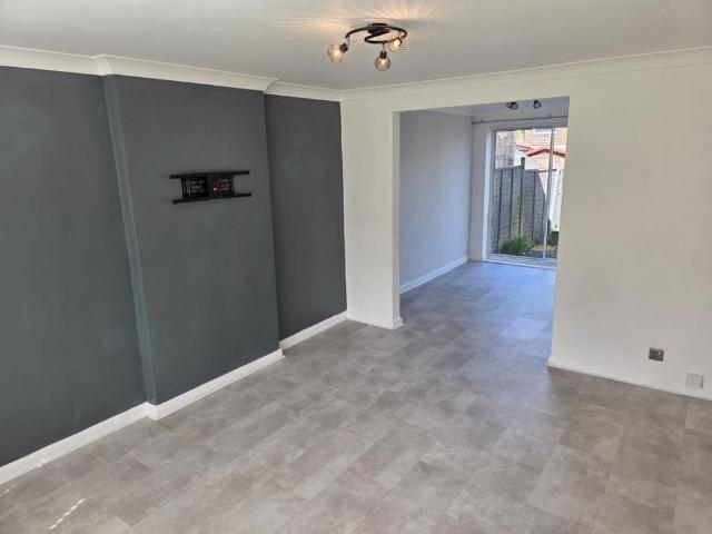 3 bedroom House To Rent