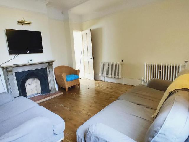 3 bedroom house to rent