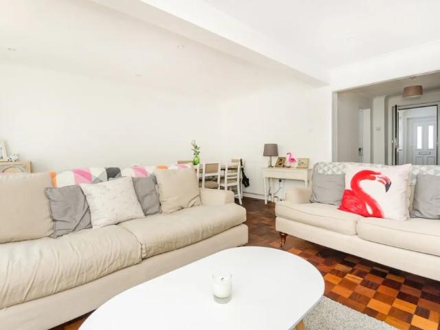 3 bedroom house to rent