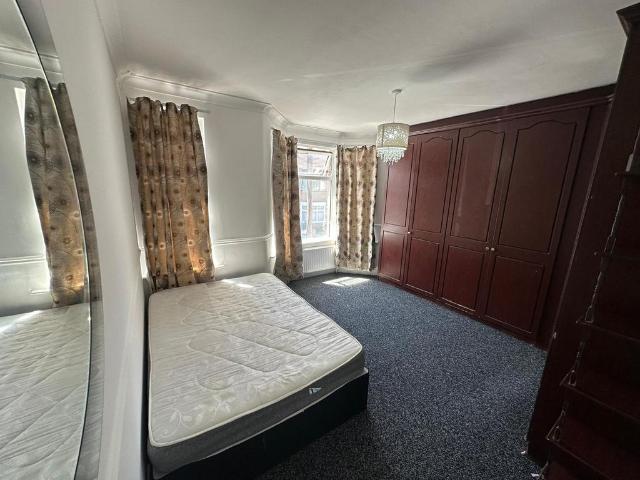 3 bedroom house to rent