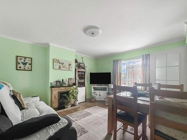 3 bedroom house to rent