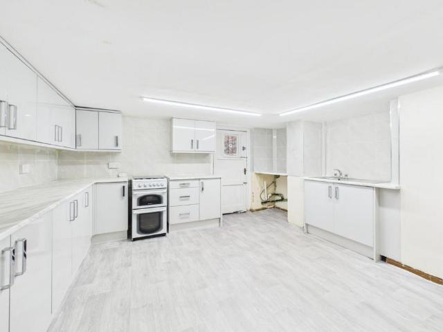 3 bedroom house to rent