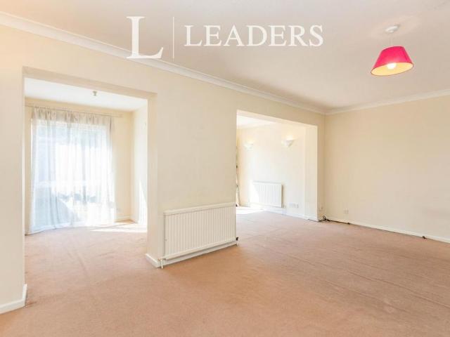 3 bedroom house to rent