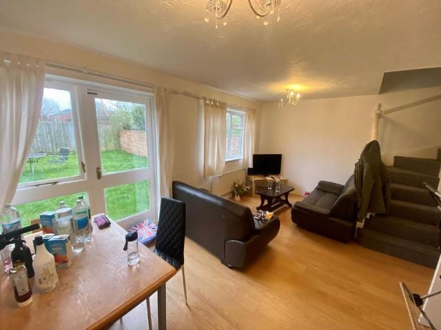 3 bedroom house to rent