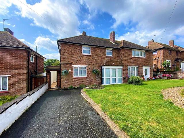 3 bedroom semi detached house to rent