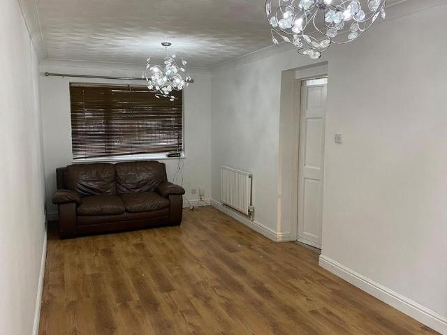 3 bedroom house to rent