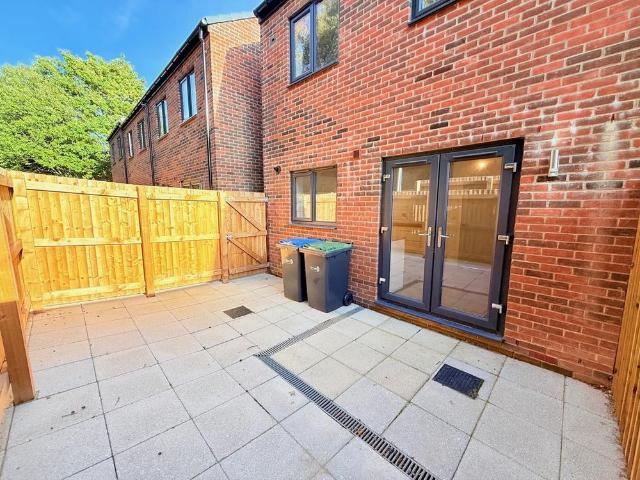 3 bedroom house to rent