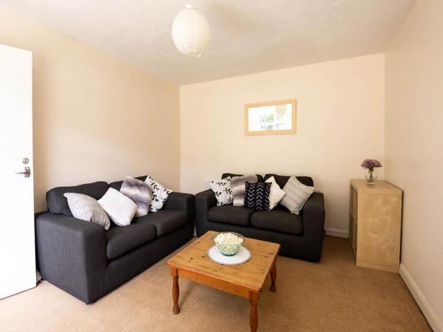 3 bedroom house to rent