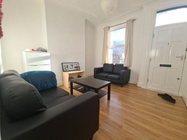 3 bedroom house to rent