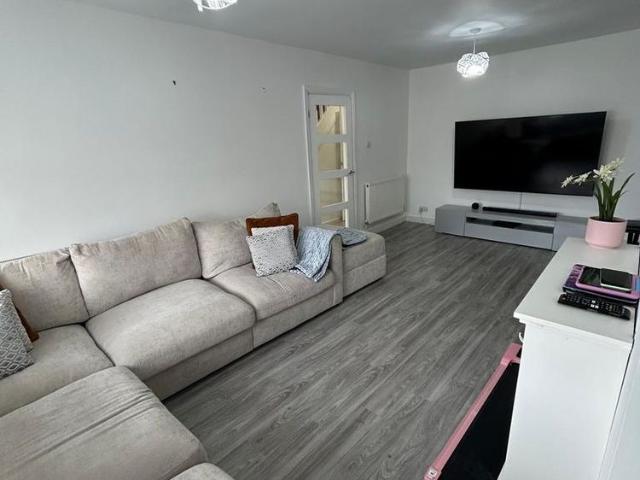 3 bedroom house to rent