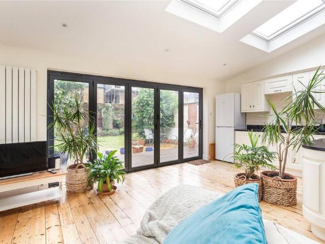 3 bedroom house to rent