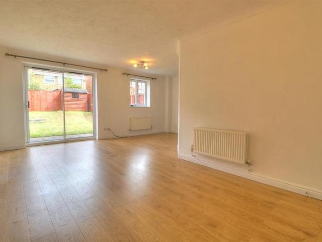 3 bedroom house to rent