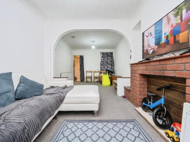3 bedroom house to rent
